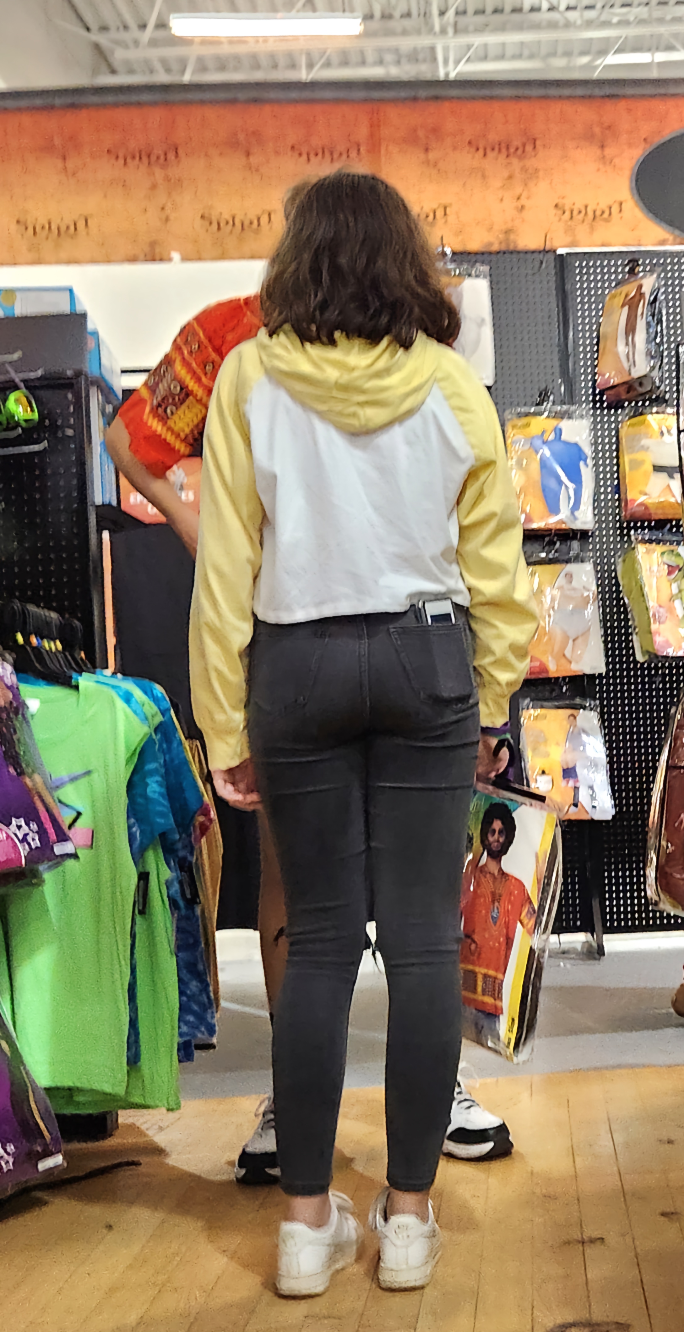 Random dump - Tight Jeans - Forum