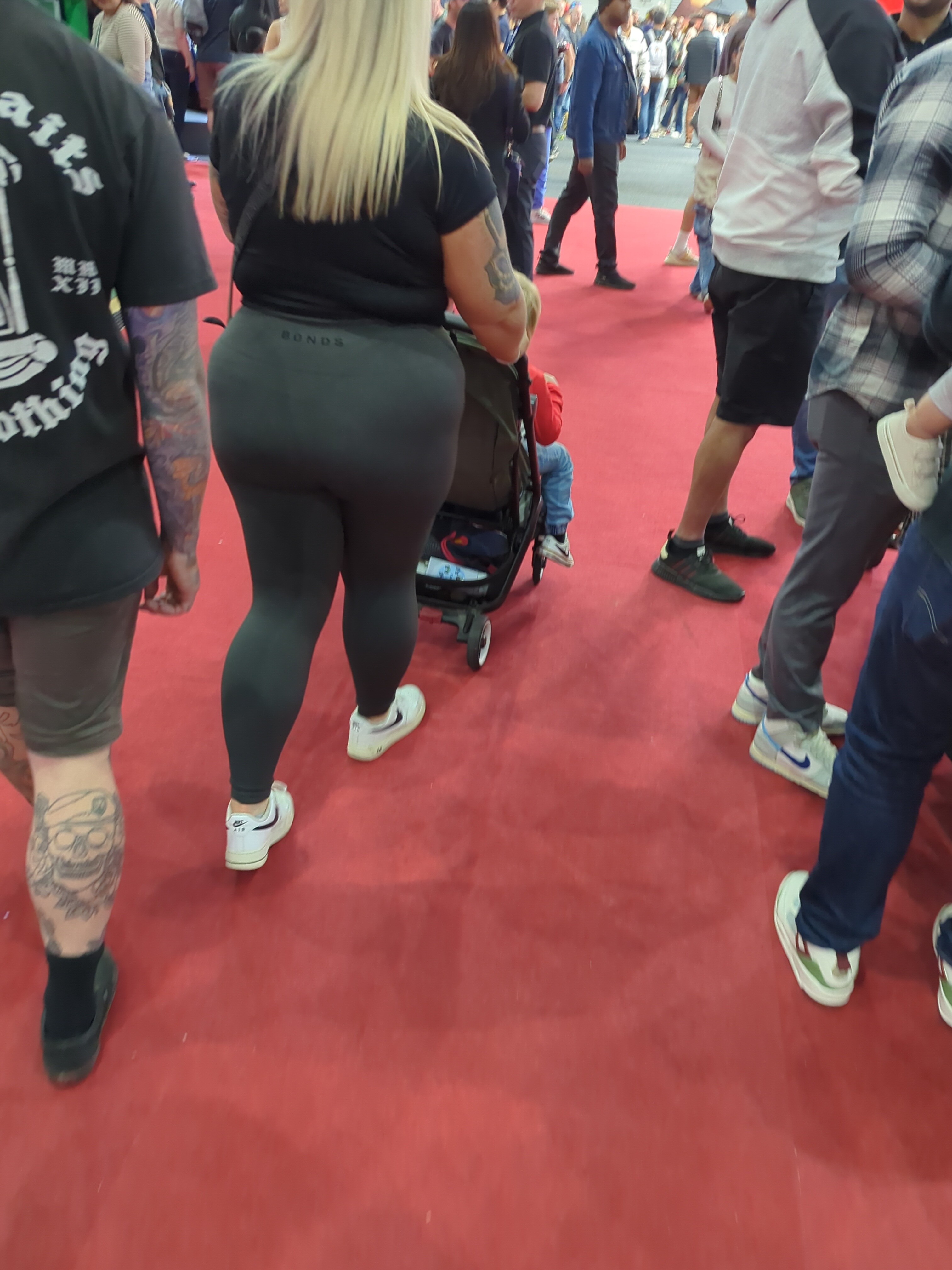 Top 50 Aussie babes from the Melbourne Motor show OC - pick your fav ...