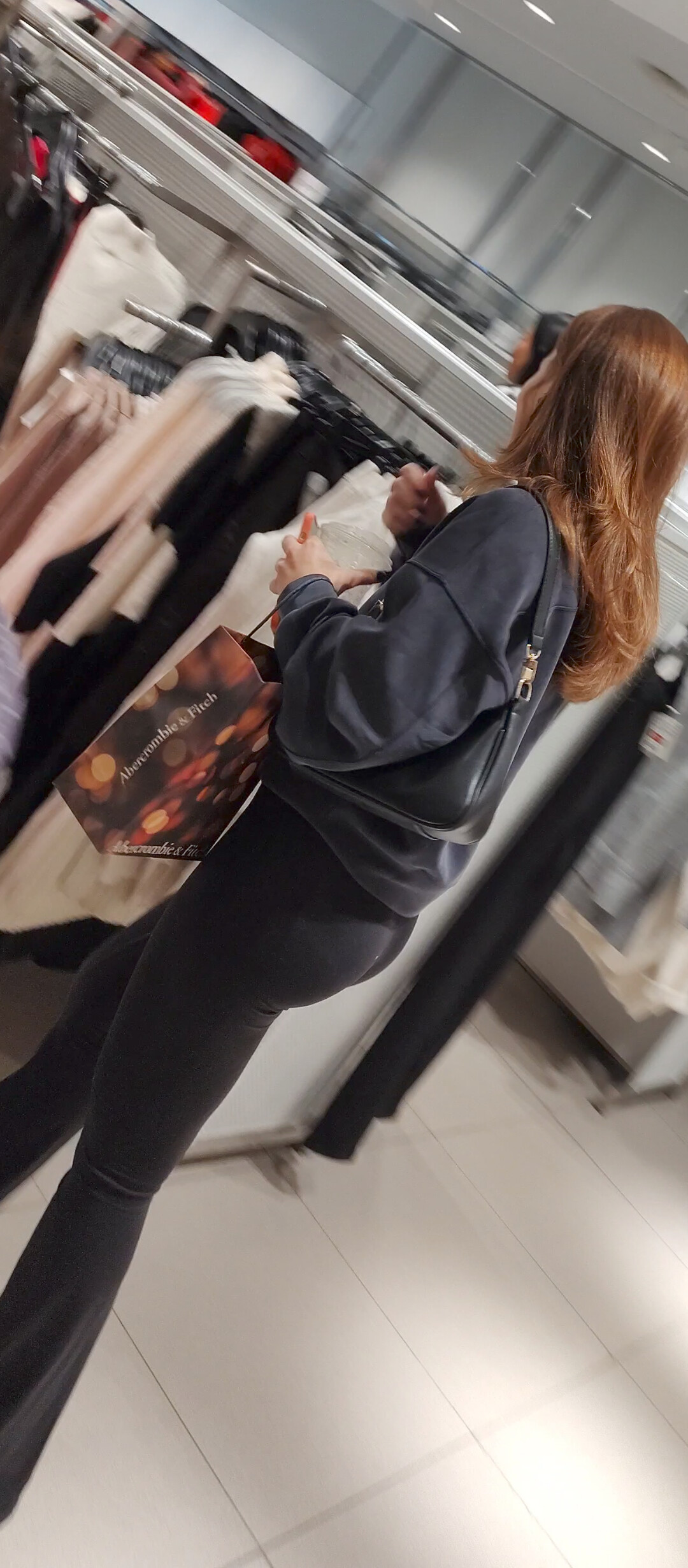 Redhead with great Thigh Gap - Spandex, Leggings & Yoga Pants - Forum