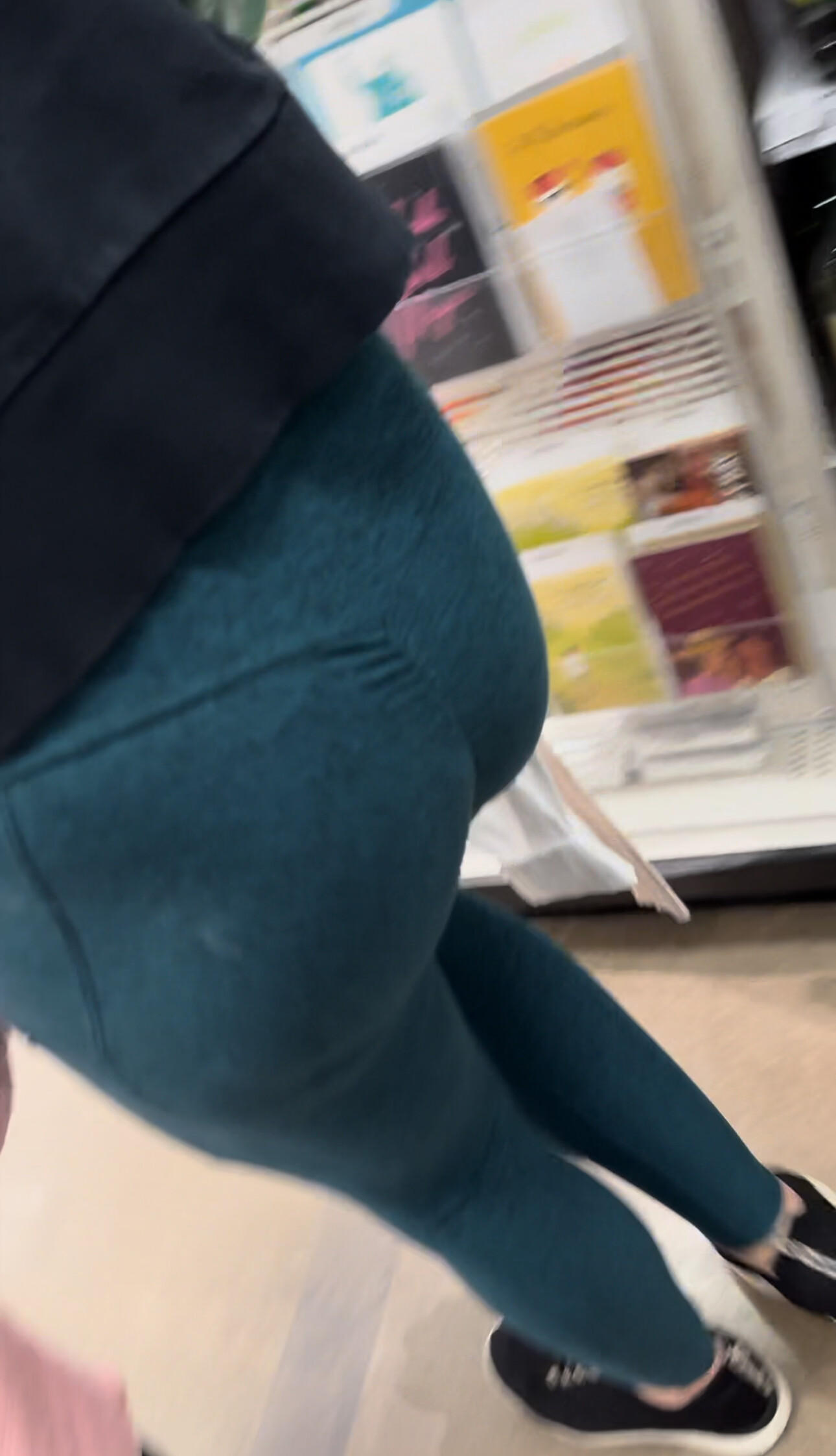 Candid dump pt.5 - Forum