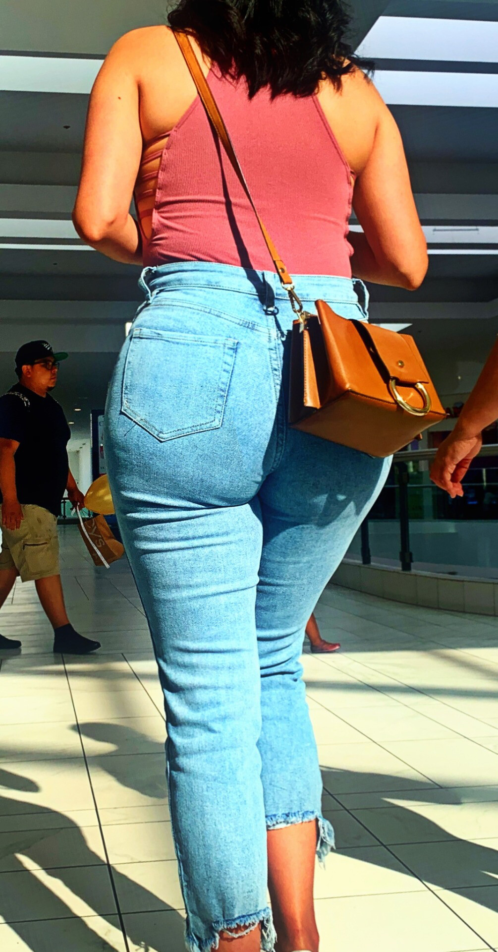 Insane curves work of art - Forum