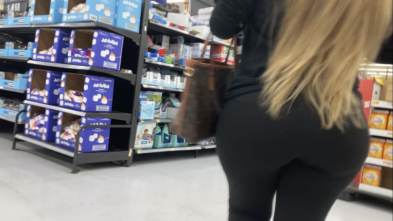 TWO FAT ASS LATINA MILFS (OC) - Spandex, Leggings & Yoga Pants - Forum