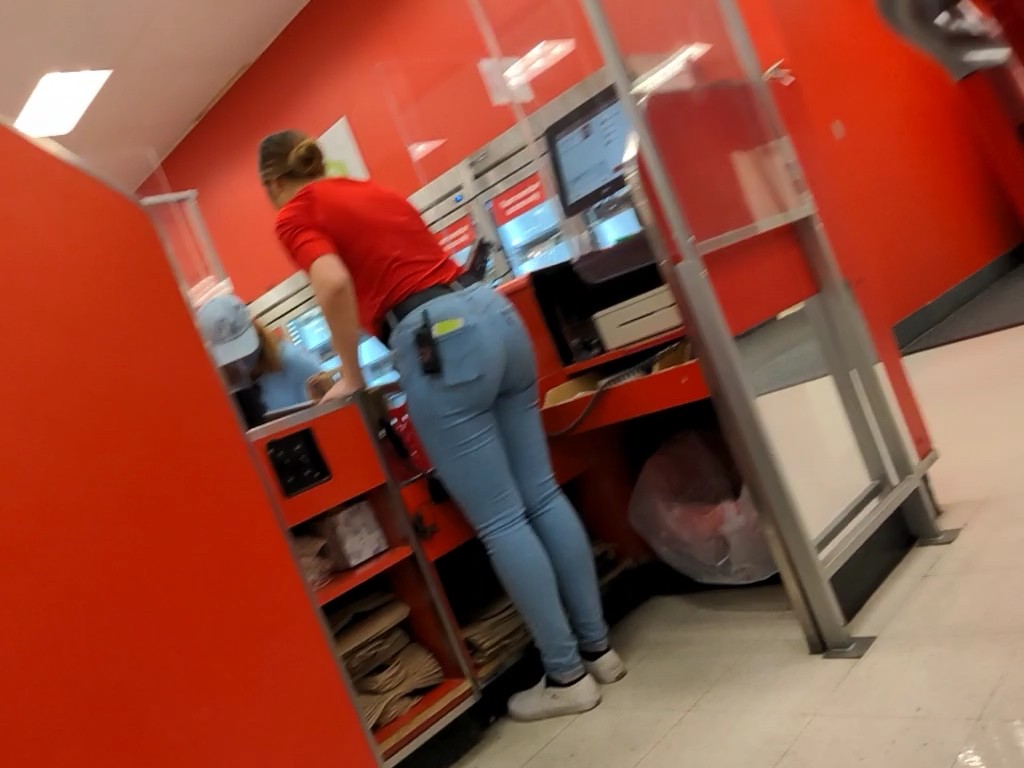 Target cashier with booty in tight jeans - Tight Jeans - Forum