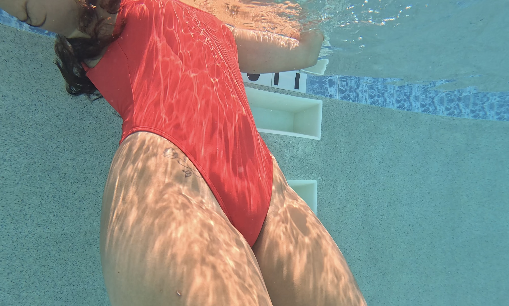 Underwater Wedged Up Latina Friend Megapost - Beach & Bikini - Forum