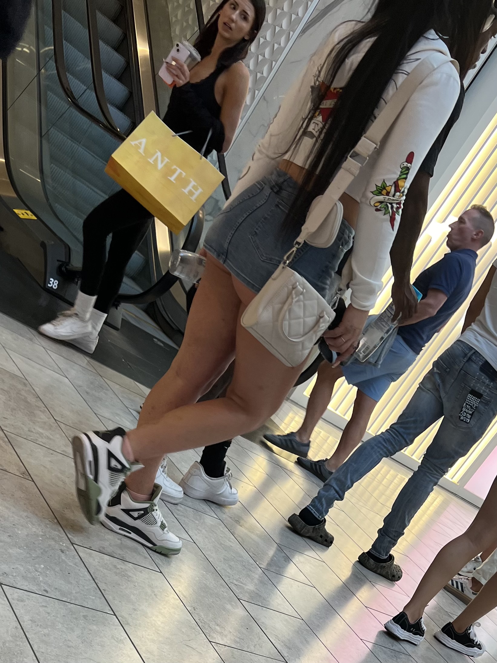 Thick Mall Booty - Forum