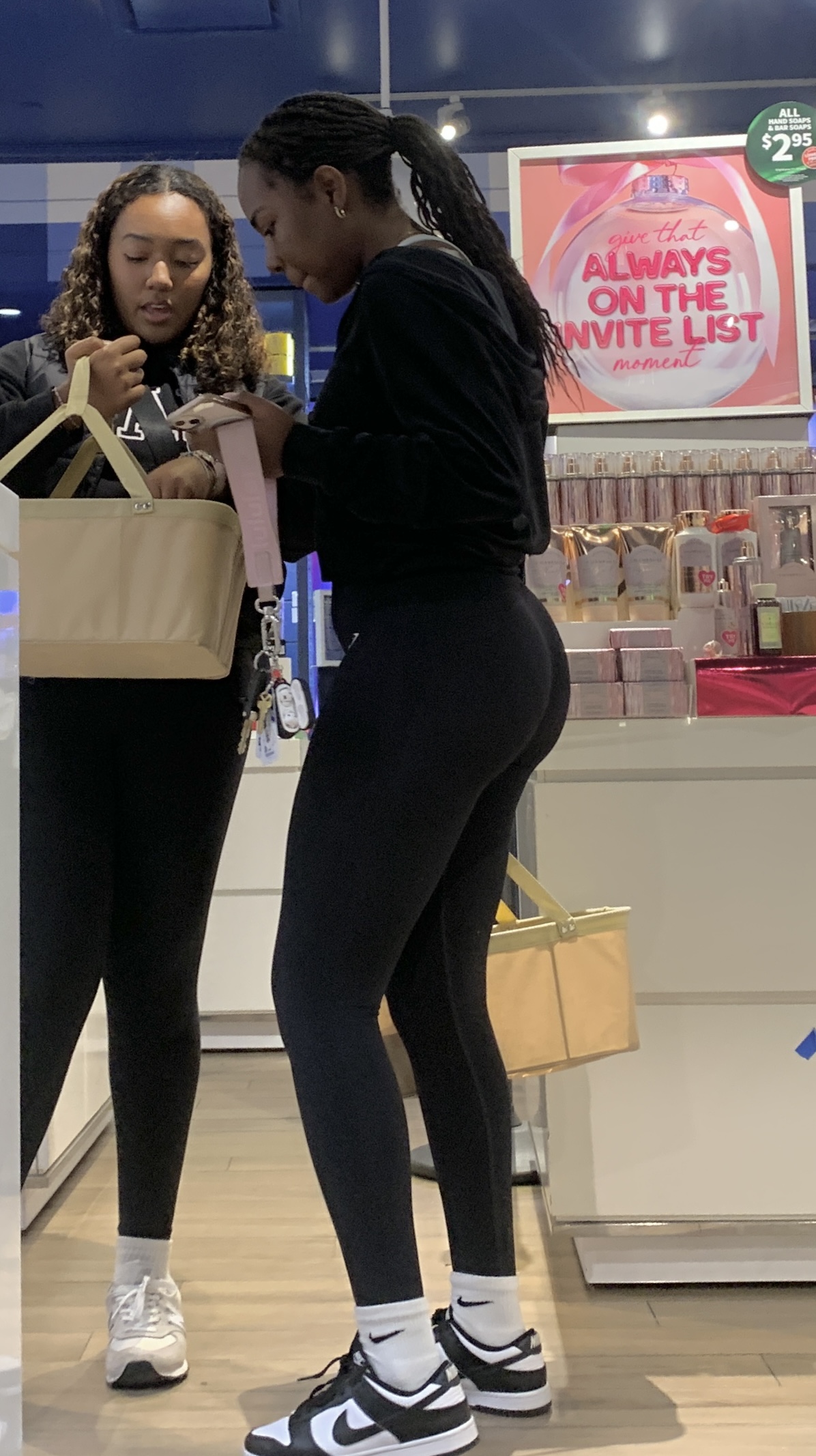 Ebony college student with a perfect body and vpl - Spandex, Leggings ...