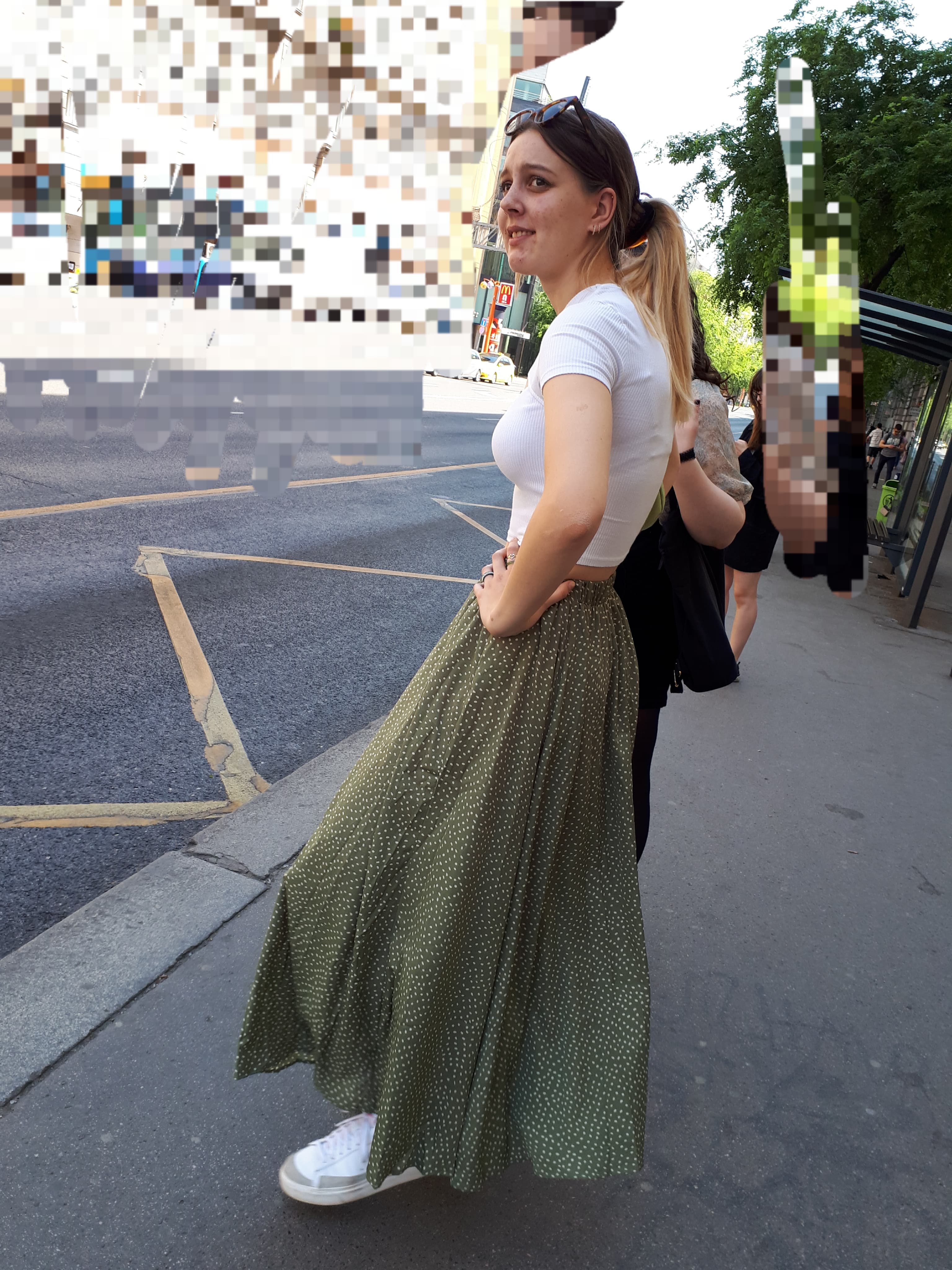 Girl knew and loves my camera/Busted! - Forum