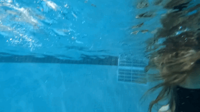 Redonkulous BBL underwater in one piece swimsuit (Not Oc) - Beach ...