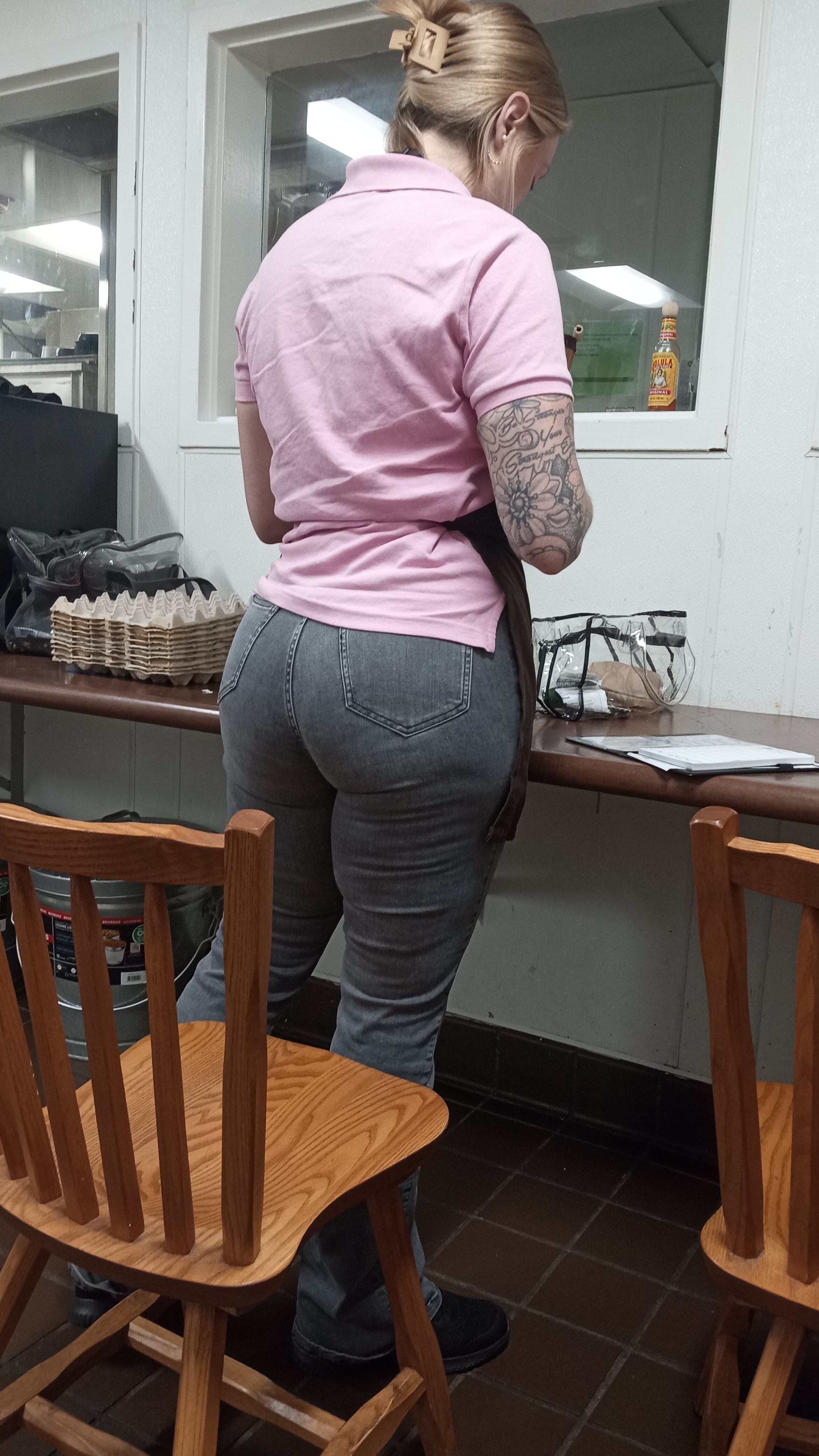 More of my coworker's booty in tight jeans - Tight Jeans - Forum