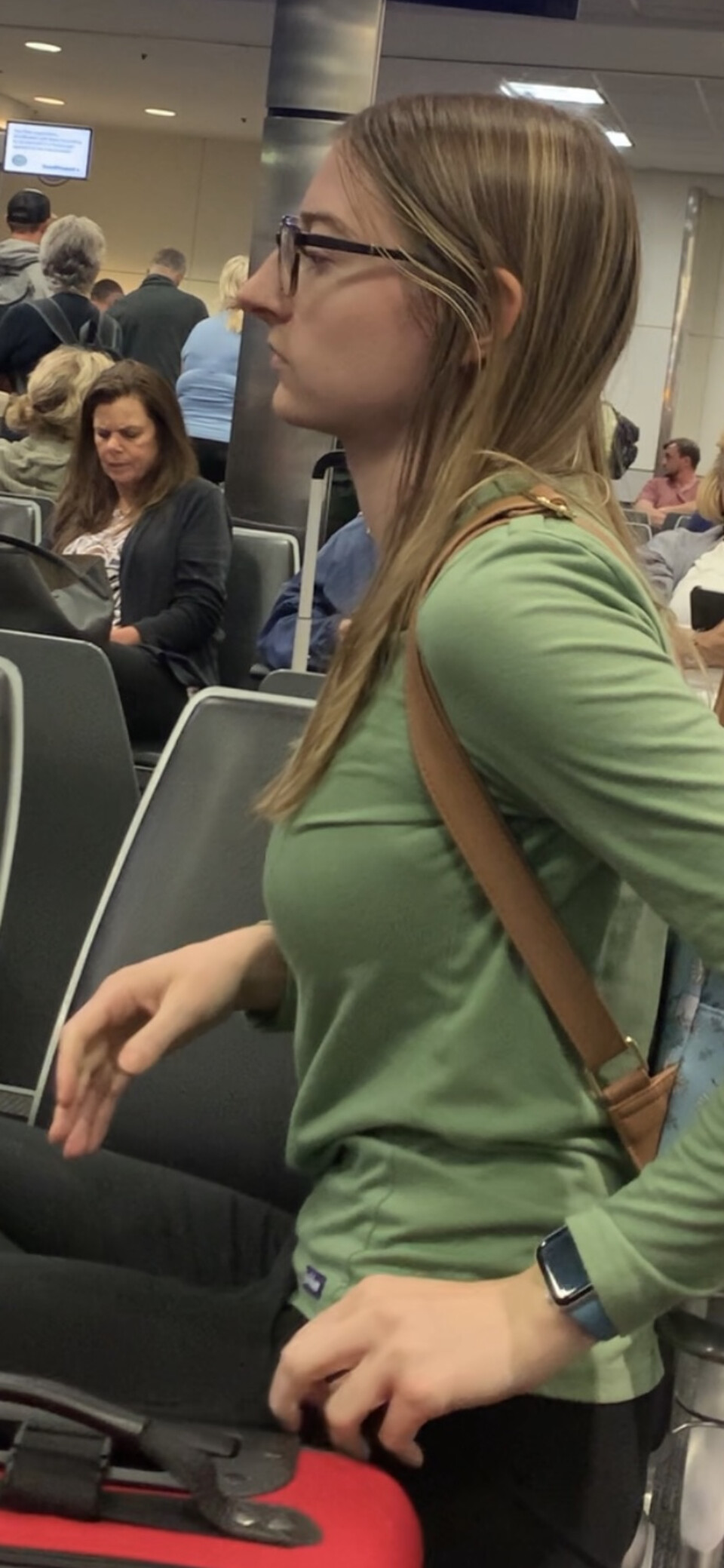 Pretty Nerdy girl with glasses and gorgeous body - Spandex, Leggings ...