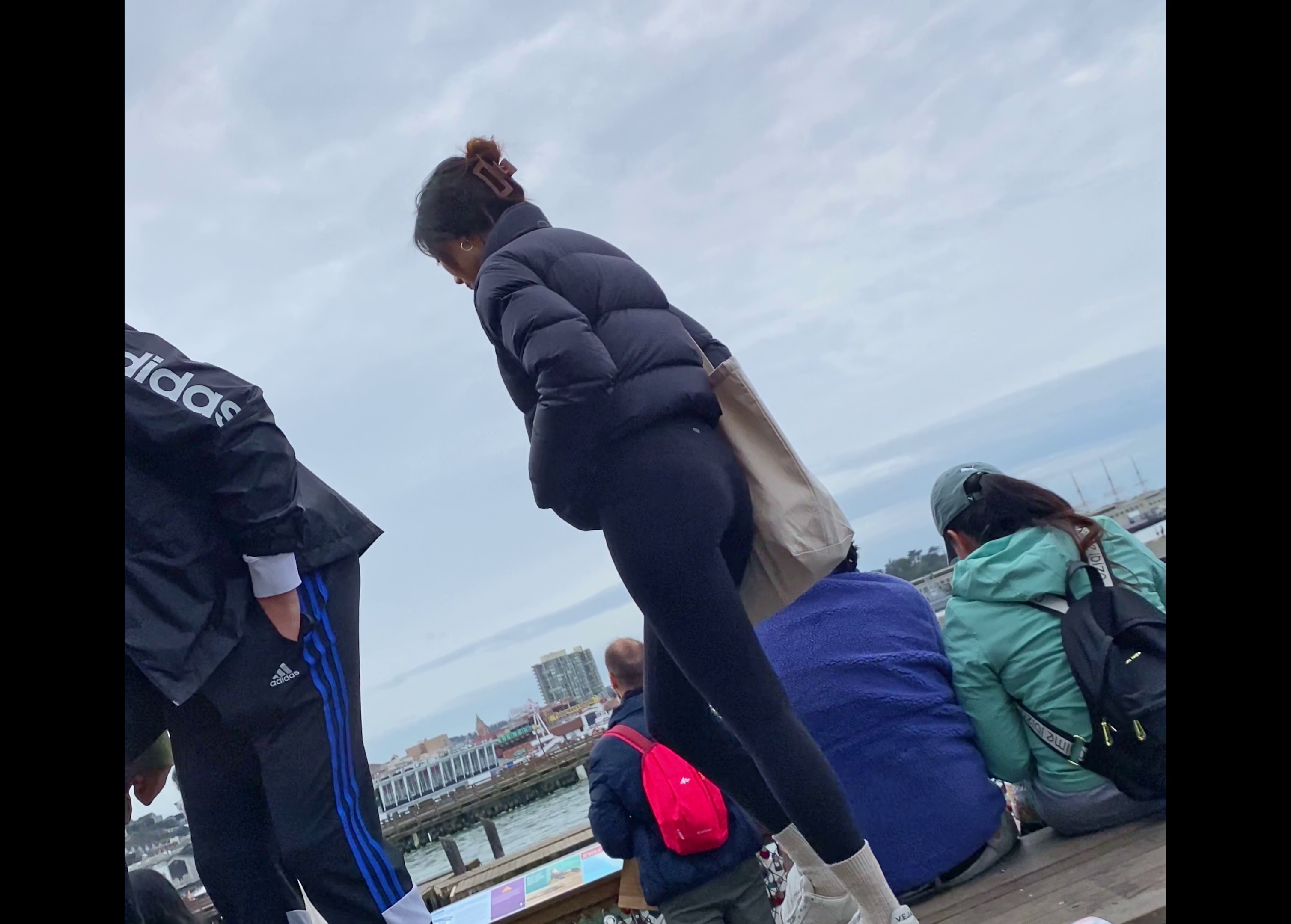 Gorgeous Asian in Lulu Leggings + VTL | (OC) (Video) - Spandex ...