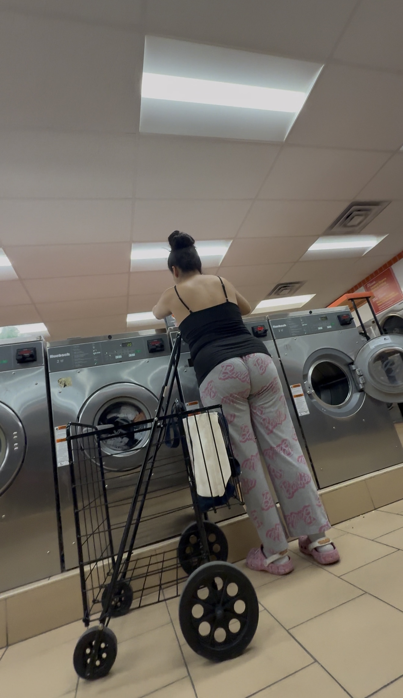 OC Laundromat Dominican Milf In Pj’s - Spandex, Leggings & Yoga Pants ...