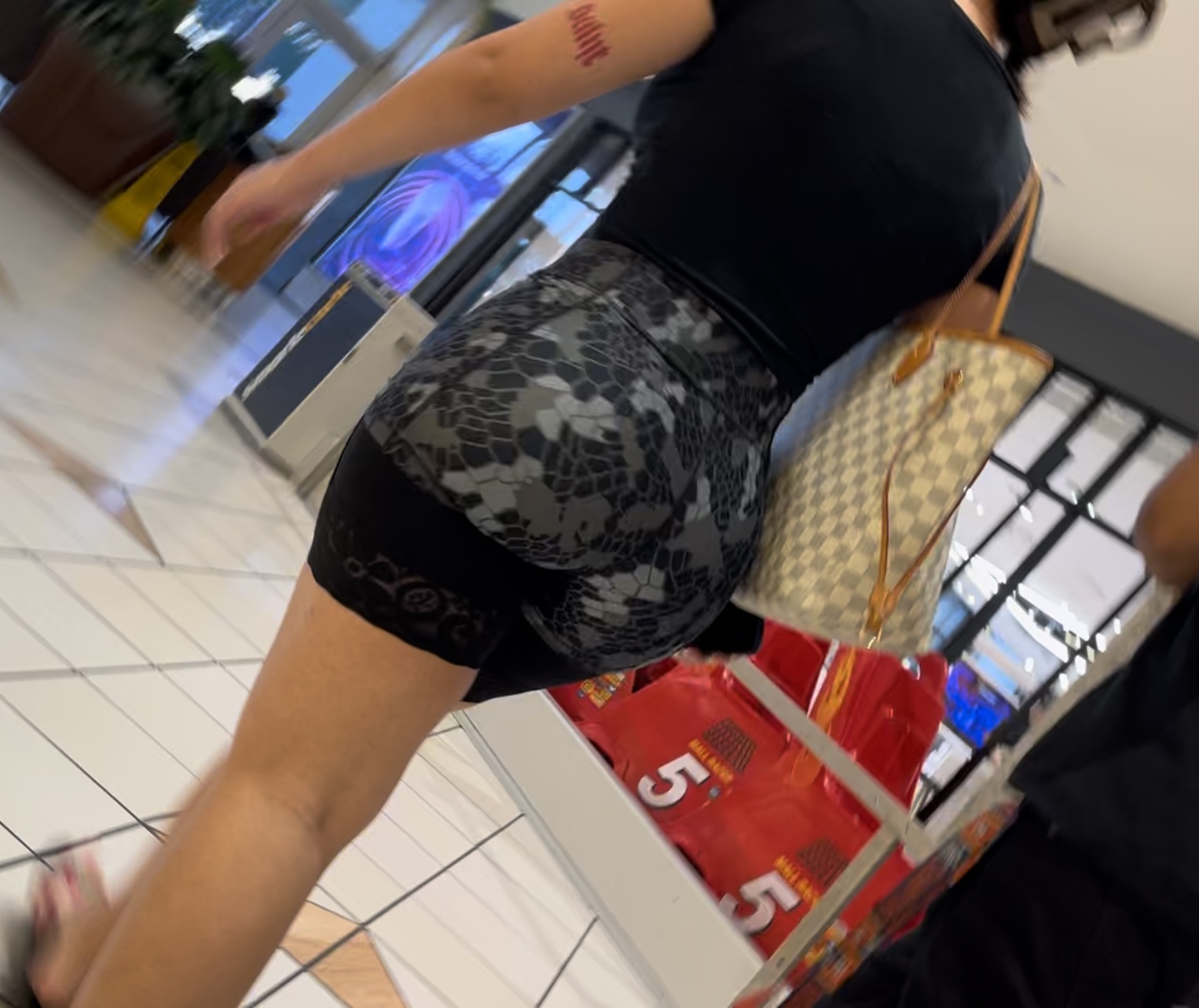 Thick dumpy (OC) Short vid coming in - Spandex, Leggings & Yoga Pants - Forum