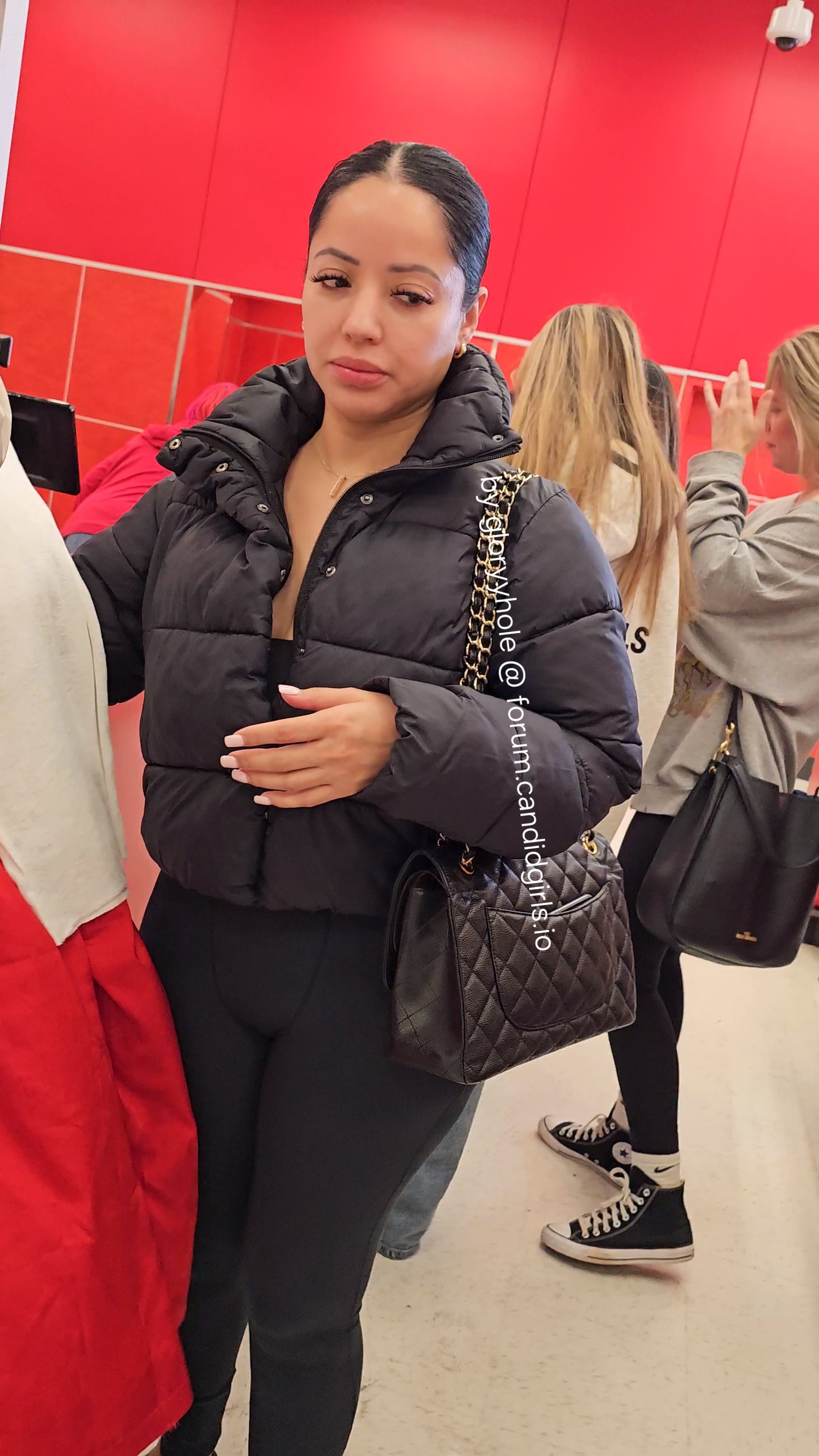 BBL Latina Baddie 😍 [OC] - Spandex, Leggings & Yoga Pants - Forum