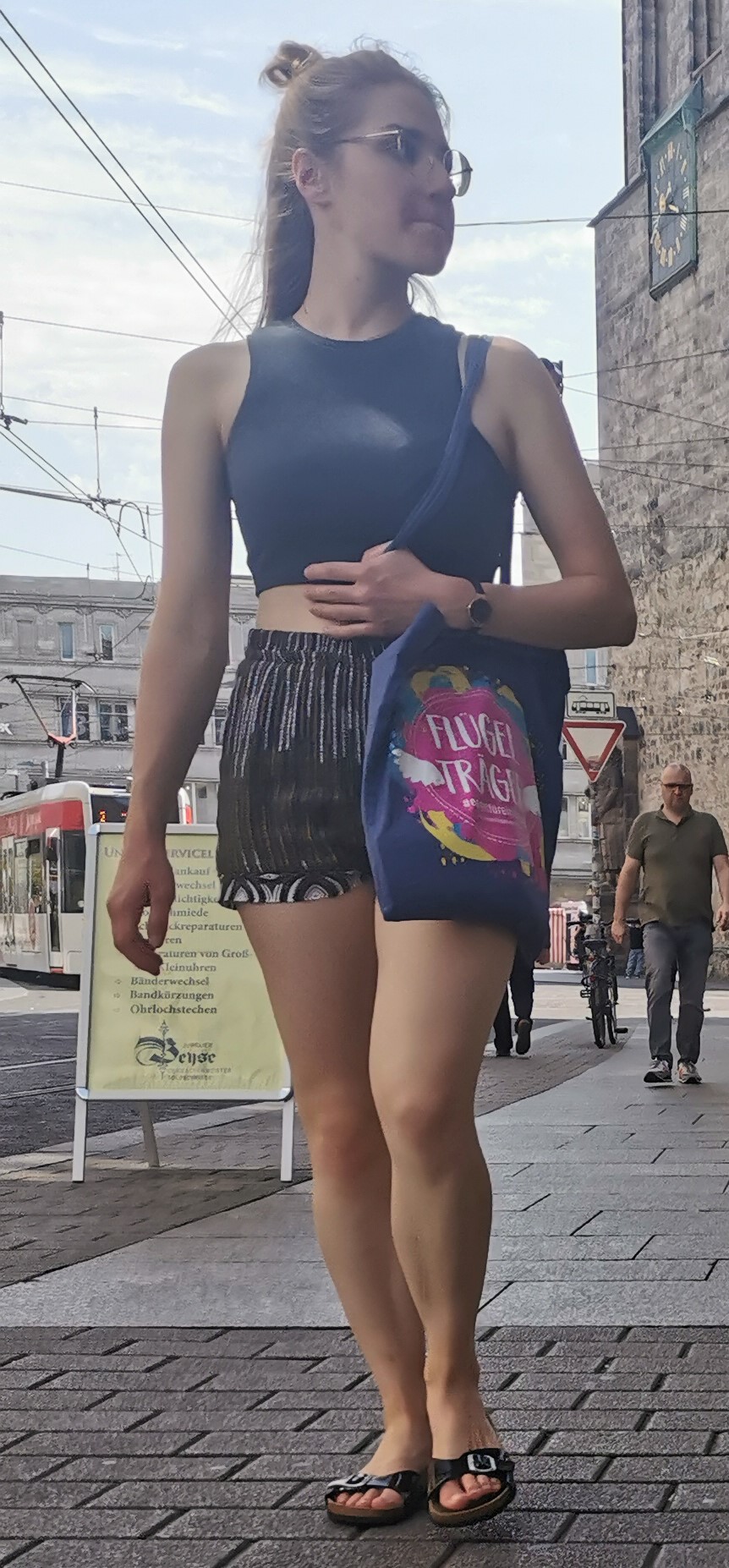 Innocent Girl With A Butterface Free Belly Top And Nice Titties Forum