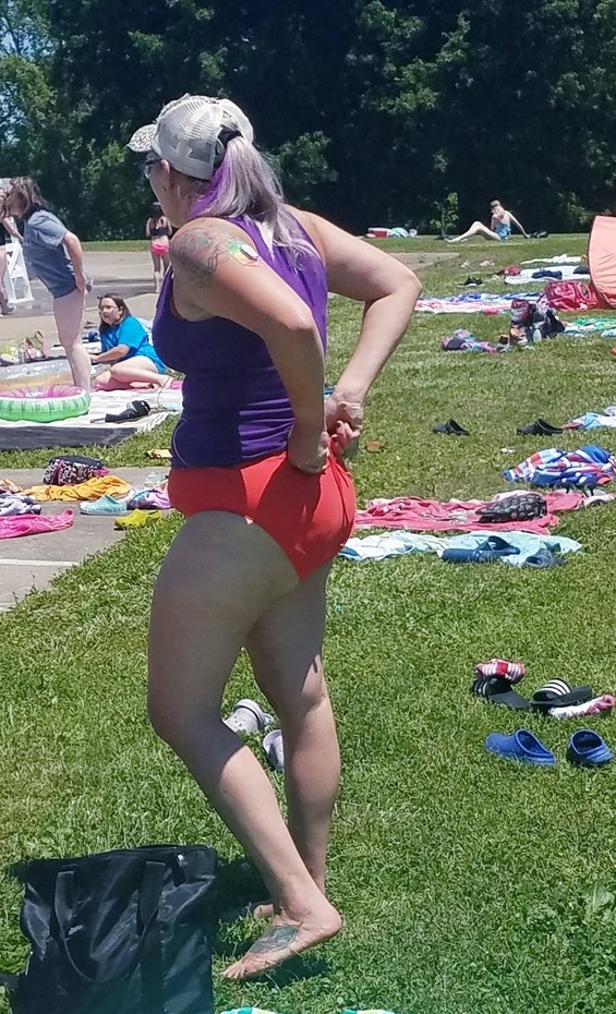 Thick Booty Milf On Pool With All Views Beach Bikini Forum