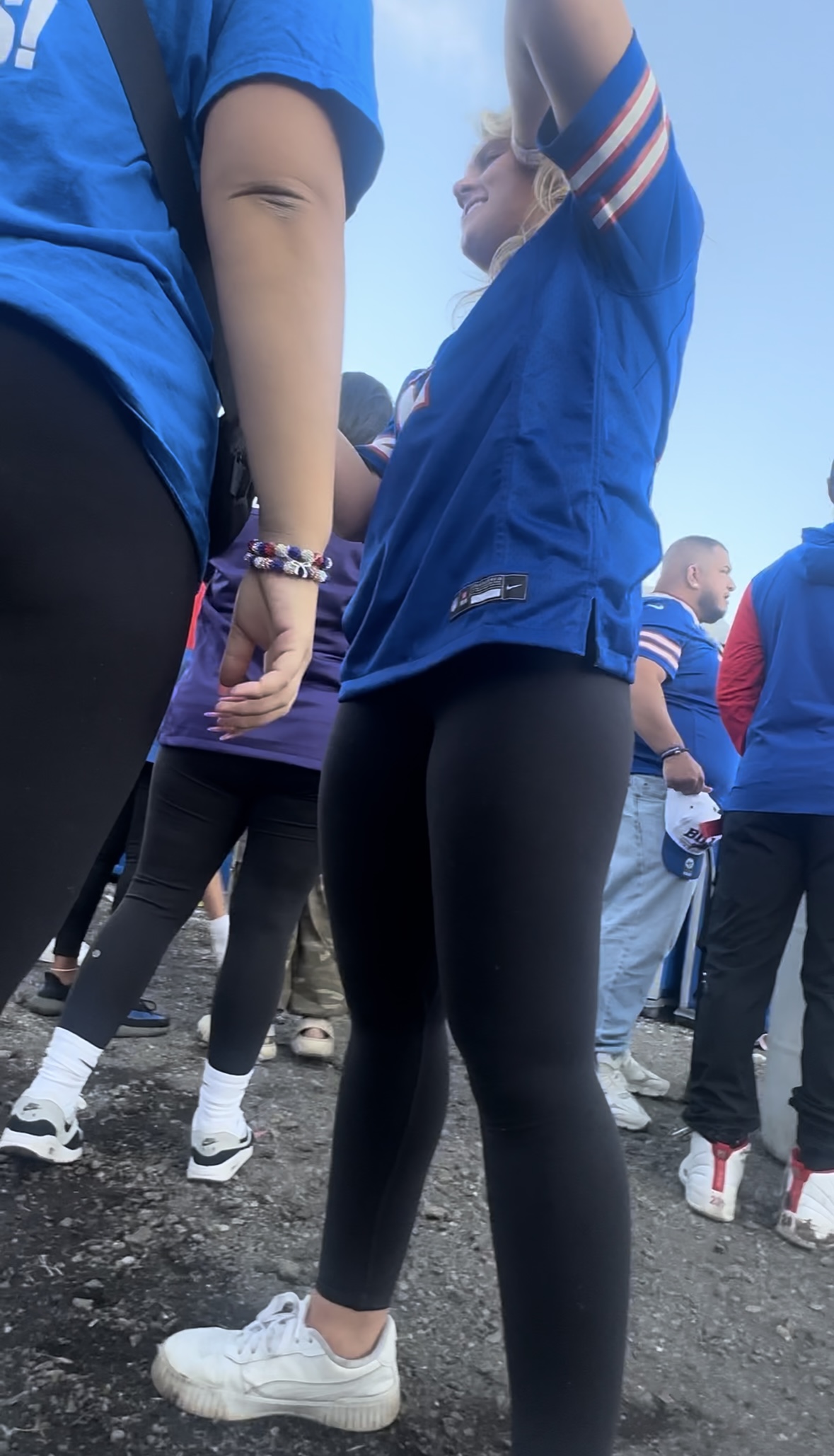 #17 MVP Blonde Tailgate PAWG (OC) - Spandex, Leggings & Yoga Pants - Forum
