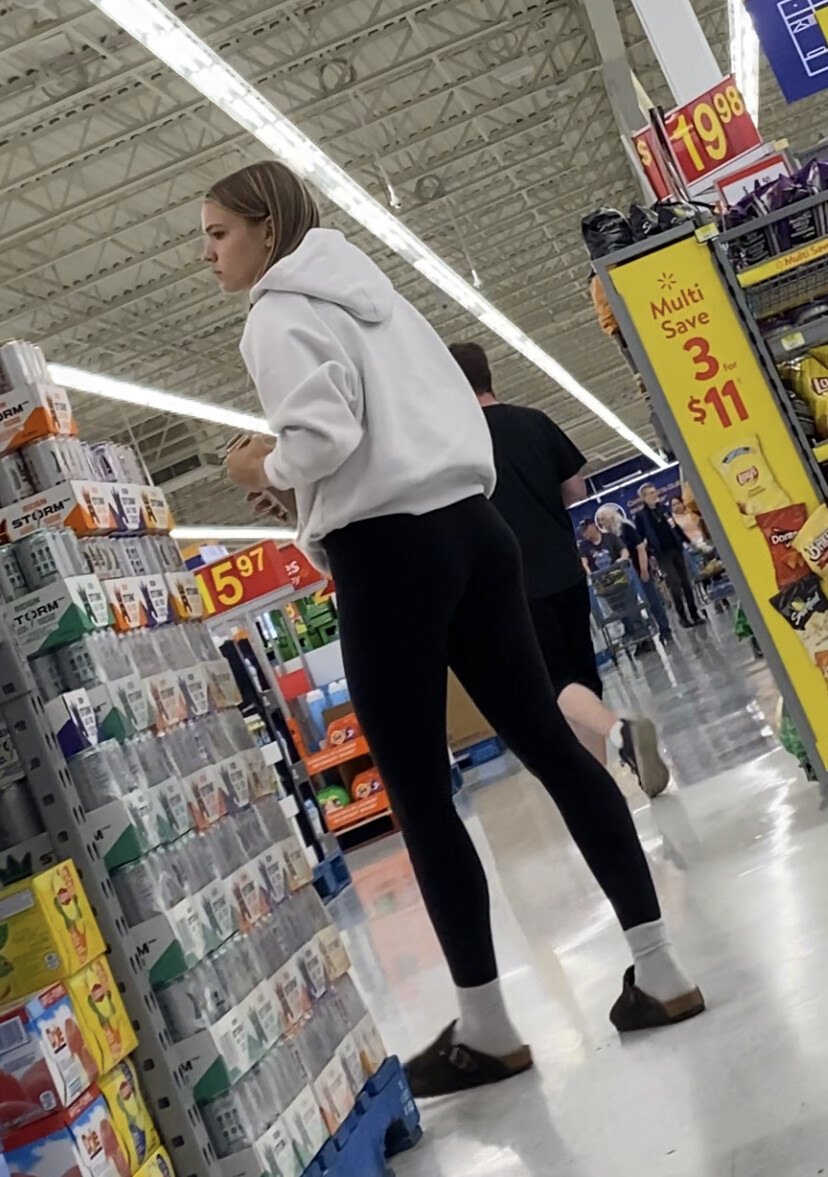 Tight Brat In Leggings Spandex Leggings And Yoga Pants Forum