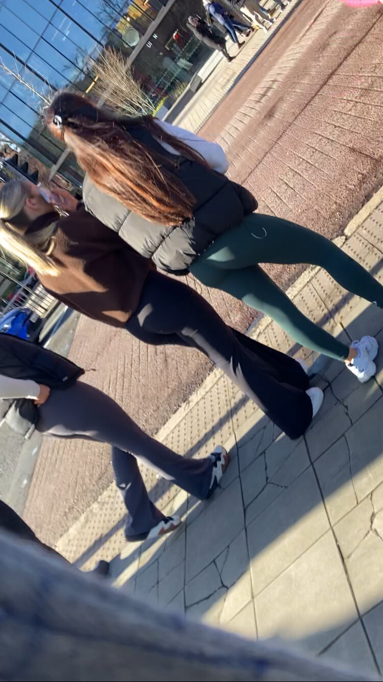 College dump leggings - Spandex, Leggings & Yoga Pants - Forum