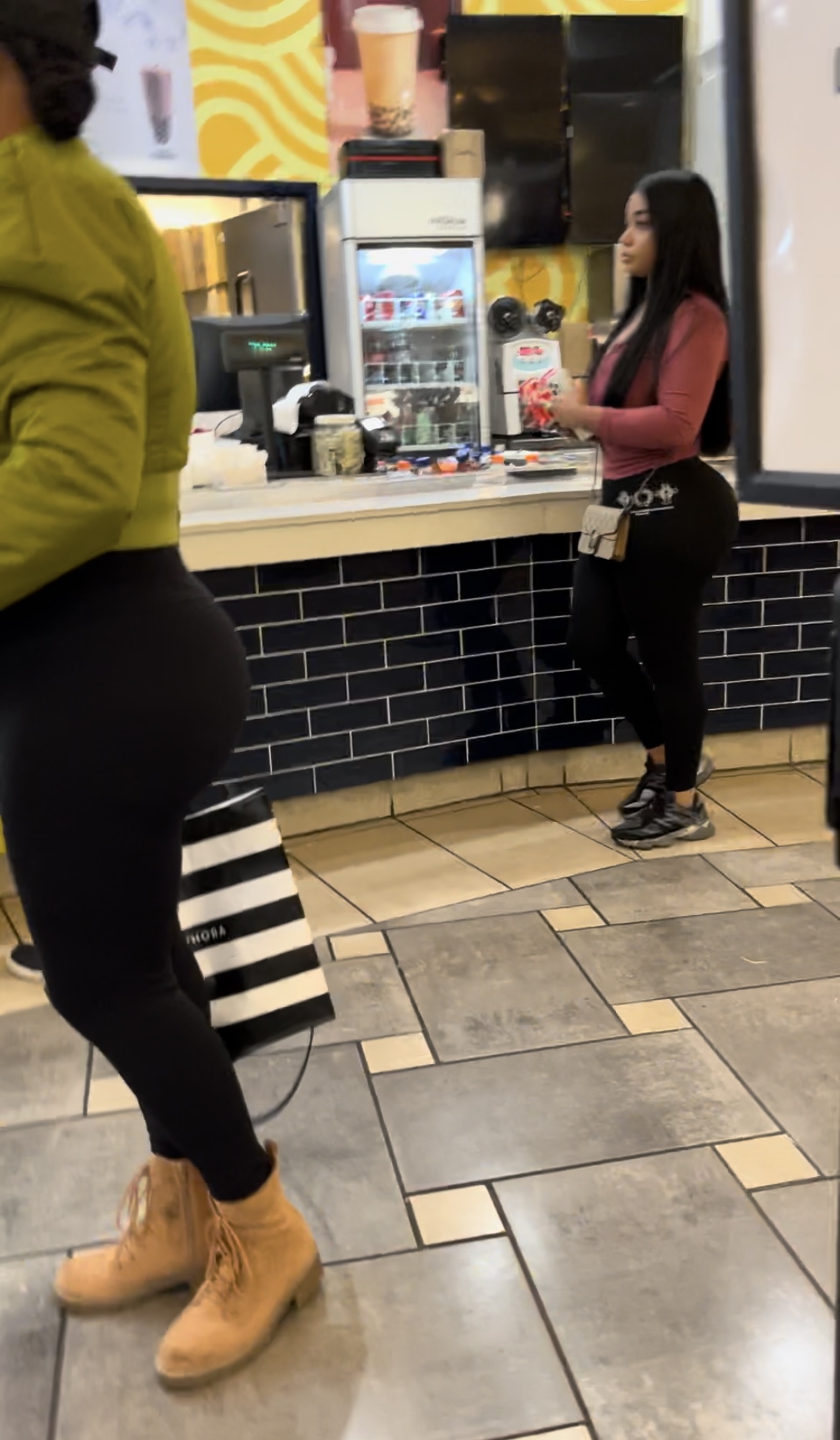 Dominican Doll Packing a Crazy Shelf Ass (oc) - Spandex, Leggings ...