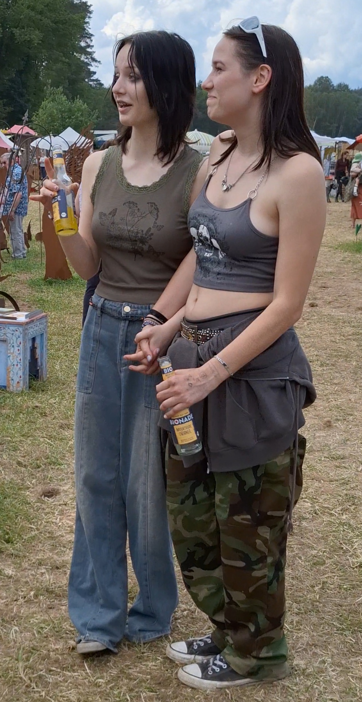 Seriously hot lesbians at festival - boobs - Forum