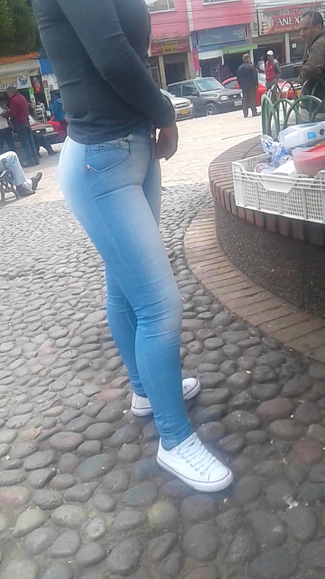 🍑 Rico Culito Apretadito En Jeans Ajustados 🍑 Tight Jeans Forum