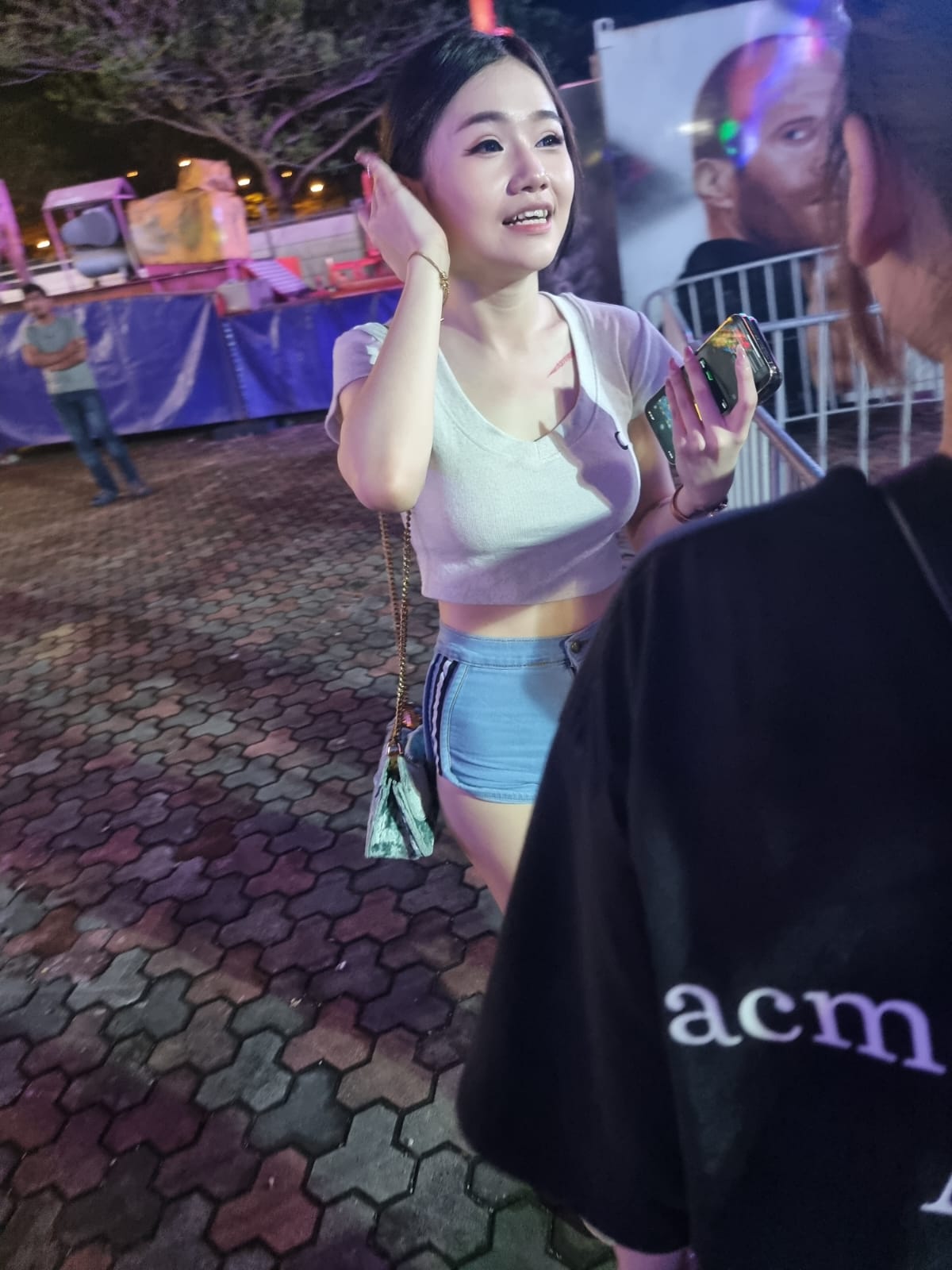 I like tiny girls and i cannot lie (Asian) - Forum