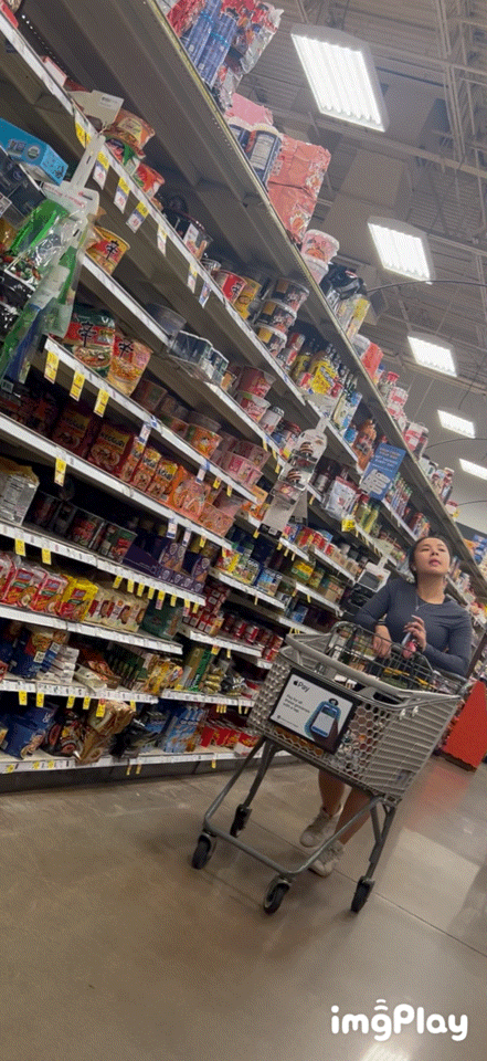 SHORT, CUTE, SEXY ASIAN with PHAT BOOTY in SHORTS - Short Shorts ...