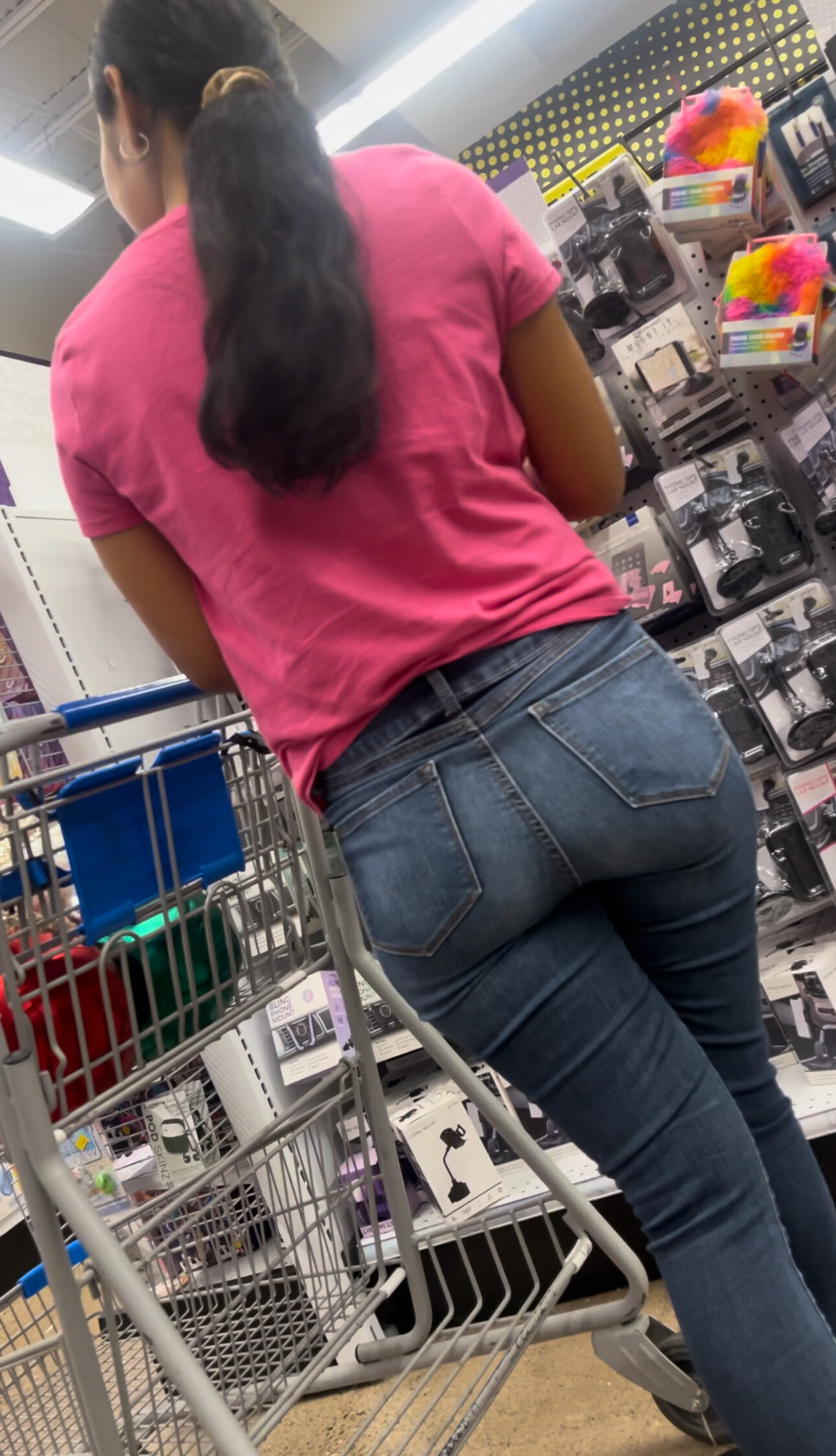 Candid dump pt.4 - Forum